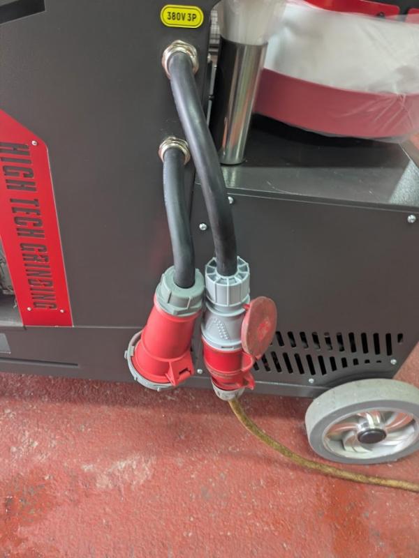 S17 HIRE LARGE DUST CONTROL UNIT HTG IVC 45L 3PHASE - WH Surface ...